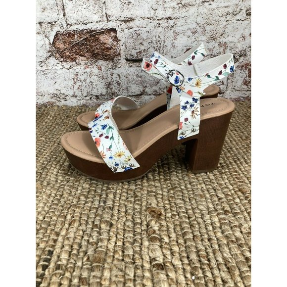 torrid | Shoes | Torrid 4h Floral Double Strap Chunky Heel Sandal ...